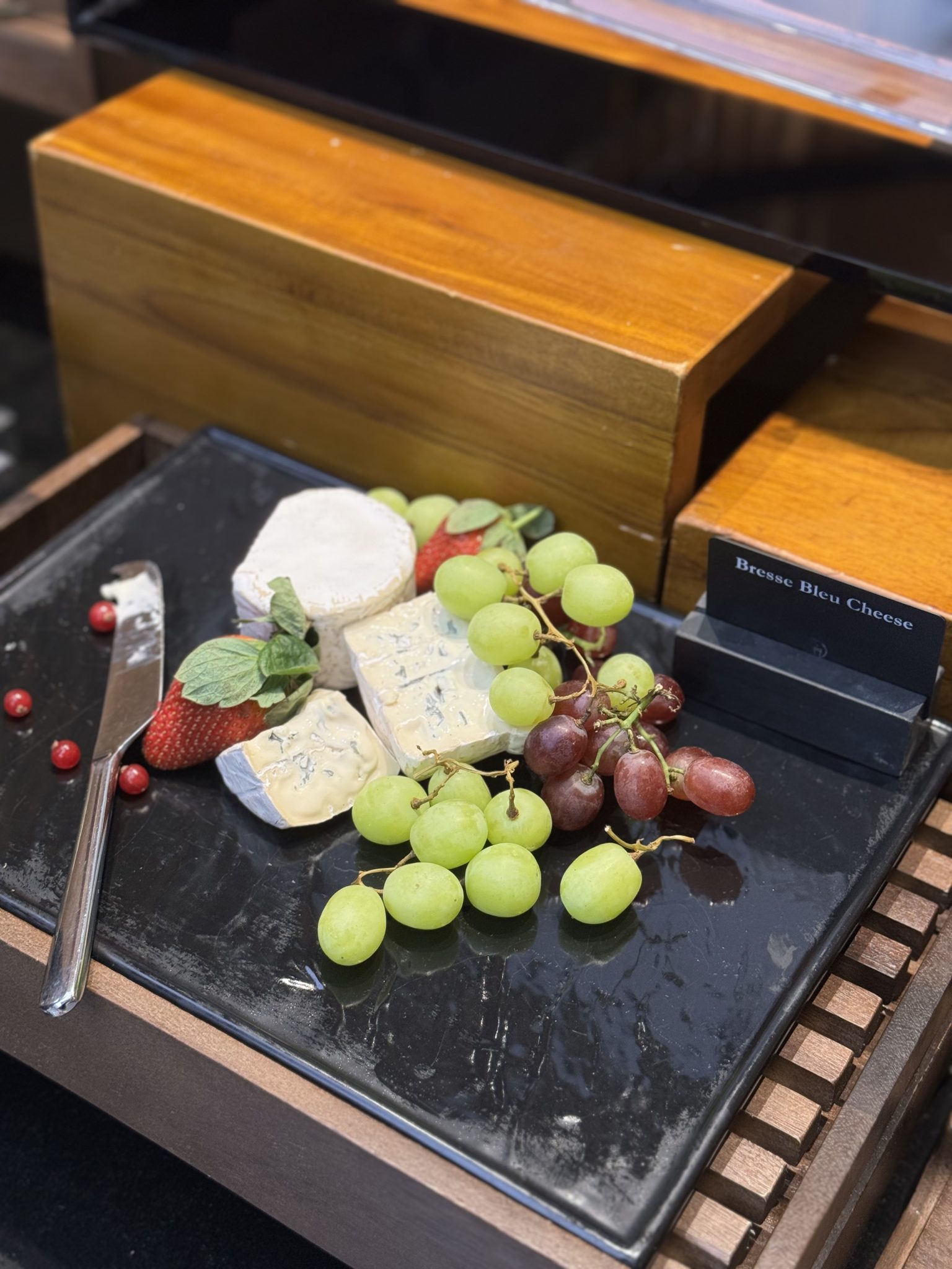 Embu Restaurant Buffet (Mandarin Oriental) - Ratings & Reviews ...