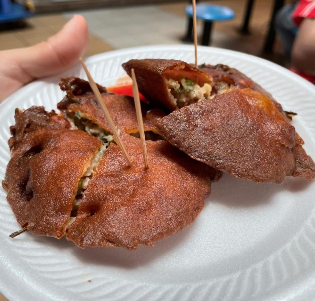 The 25 Best Maxwell Food Centre Stalls You Must Try — Seriously!