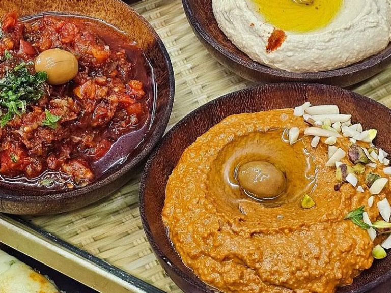 Halal Food Guide - 22 Outstanding Halal Restaurants in Singapore